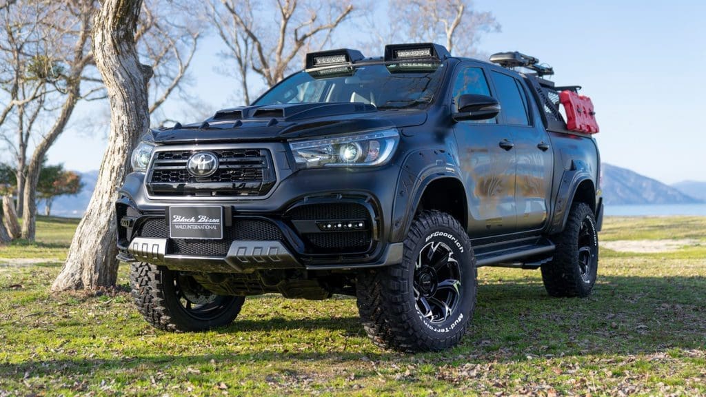 WALD Body Kit for Toyota Hilux 2017~2020 - Genuine Japanese Car Parts