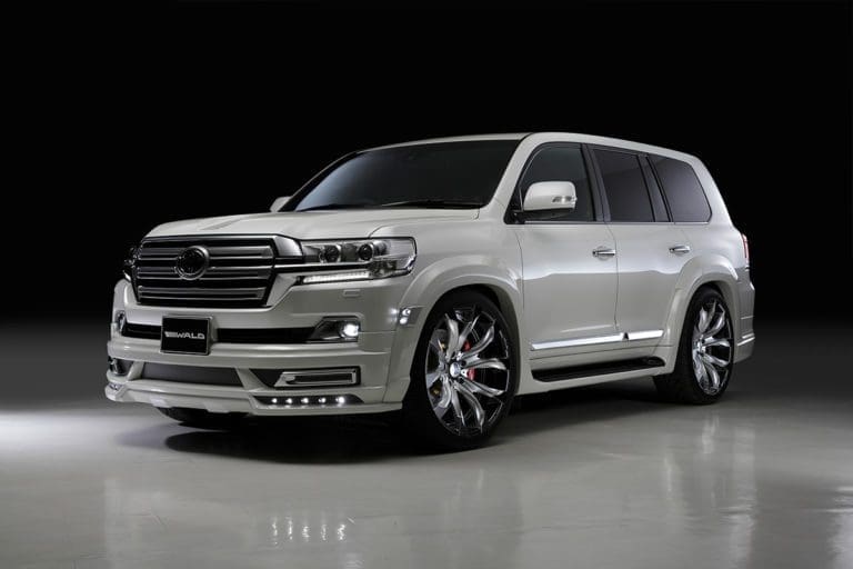 WALD Body Kit for Toyota Landcruiser URJ 202W - Genuine Japanese Car Parts