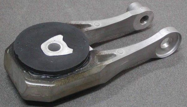 RIGID Reinforced engine mount GR Yaris - Japan Car Exporter