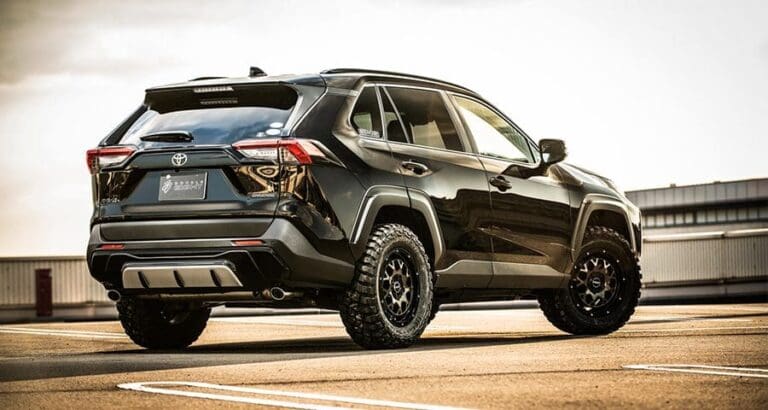 DOUBLE EIGHT Body Kit for Toyota RAV4 Adventure | Japan Car Exporter