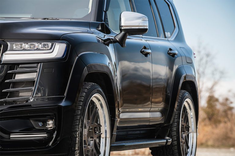 Double EIGHT Body Kit for Toyota Landcruiser 300 | Japan Car Exporter