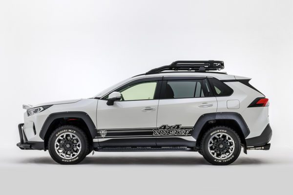 AVANZARE 4X4 Body Kit for RAV4 | Japan Car Exporter