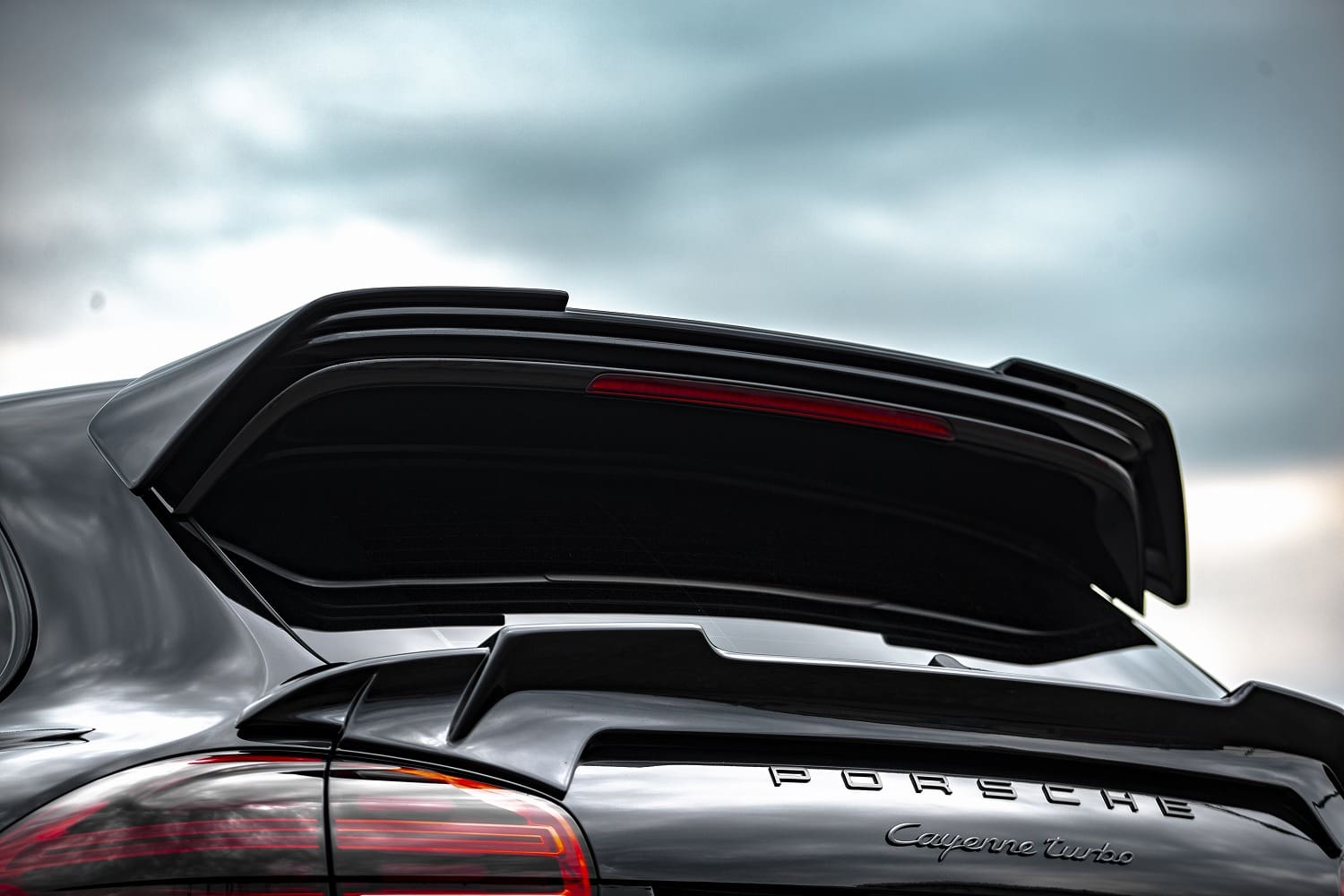 ZERO DESIGN Body kit for PORSCHE CAYENNE 958.2 - Genuine Japanese Car Parts