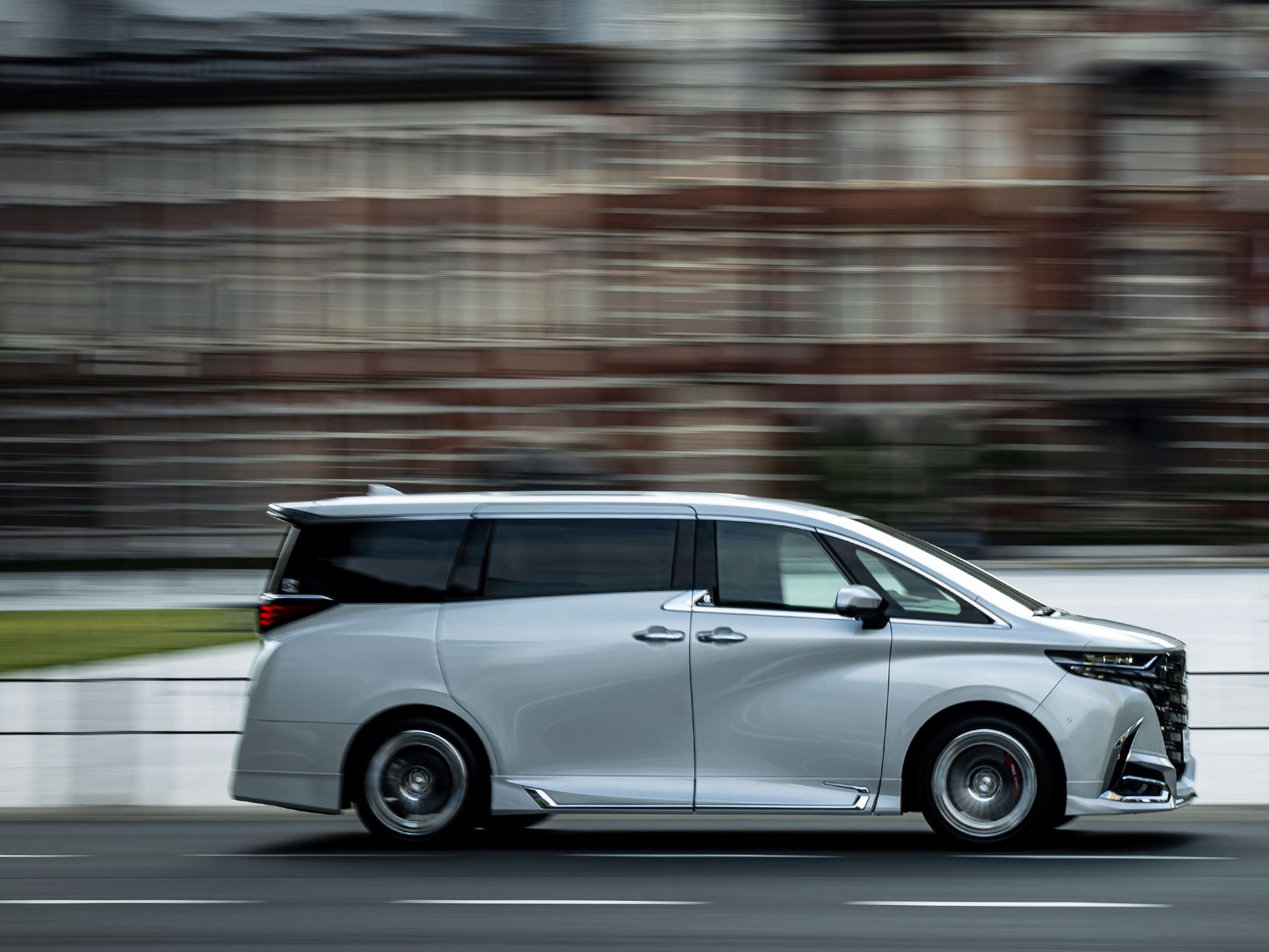 TOM'S Body Kit for Toyota Alphard 40 - Genuine Japanese Car Parts