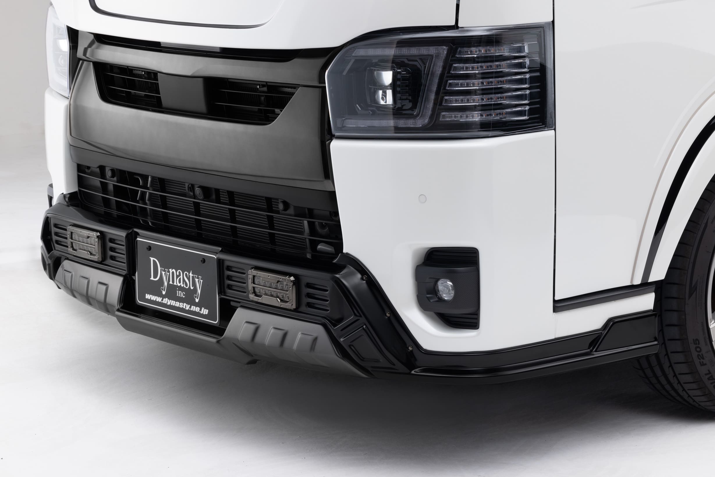 DYNASTY DESERT LINE ABS Front Spoiler for Hiace - Genuine Japanese Car ...